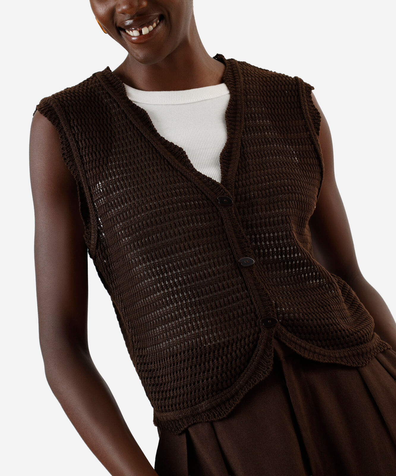 colete feminino de tricot texturizado marrom